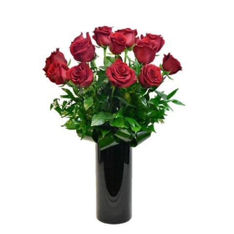 Classic Dozen Roses – City Blossoms